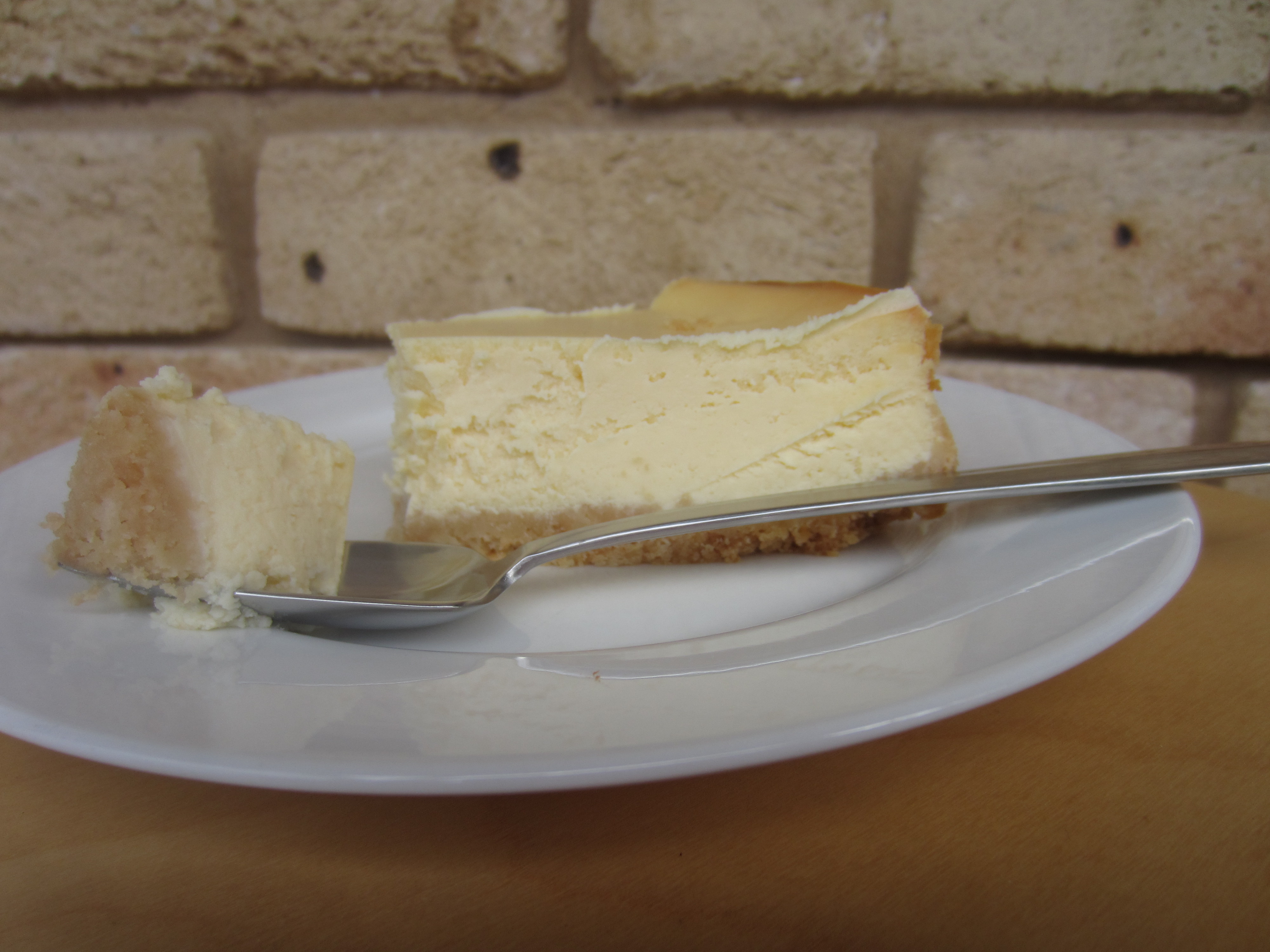 Donna Hay baked cheesecake | the hungry mum