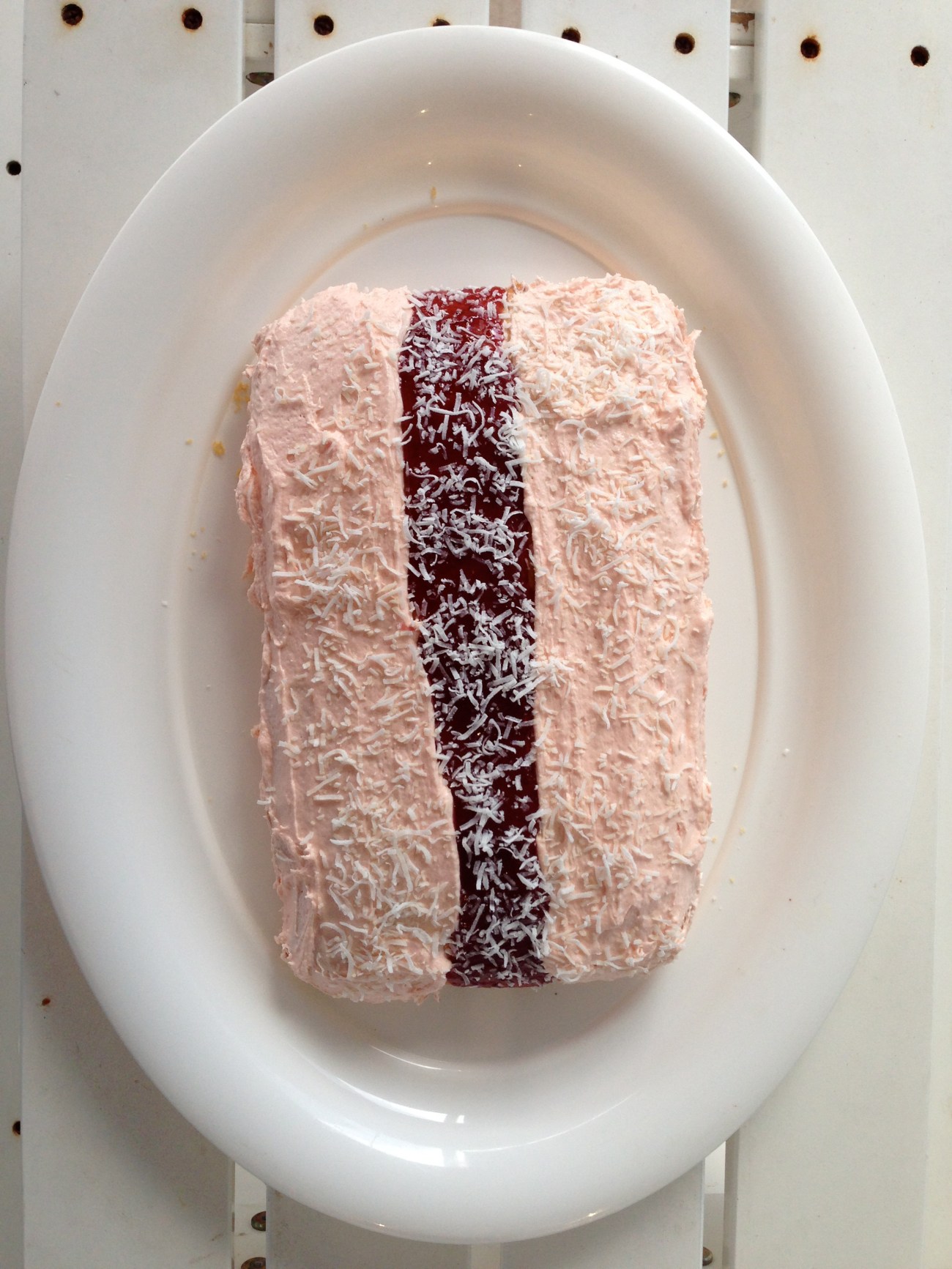 Iced Vo Vo Cake for Australia Day | the hungry mum