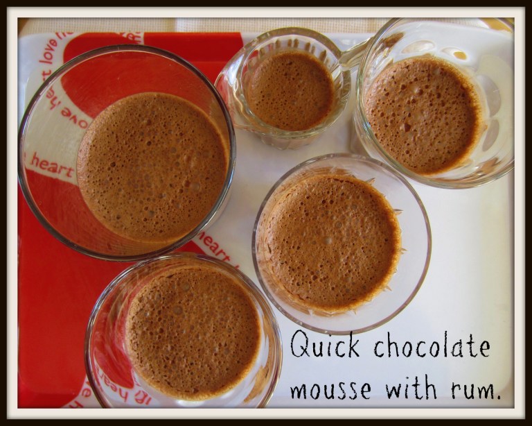 Easy chocolate mousse with rum | the hungry mum