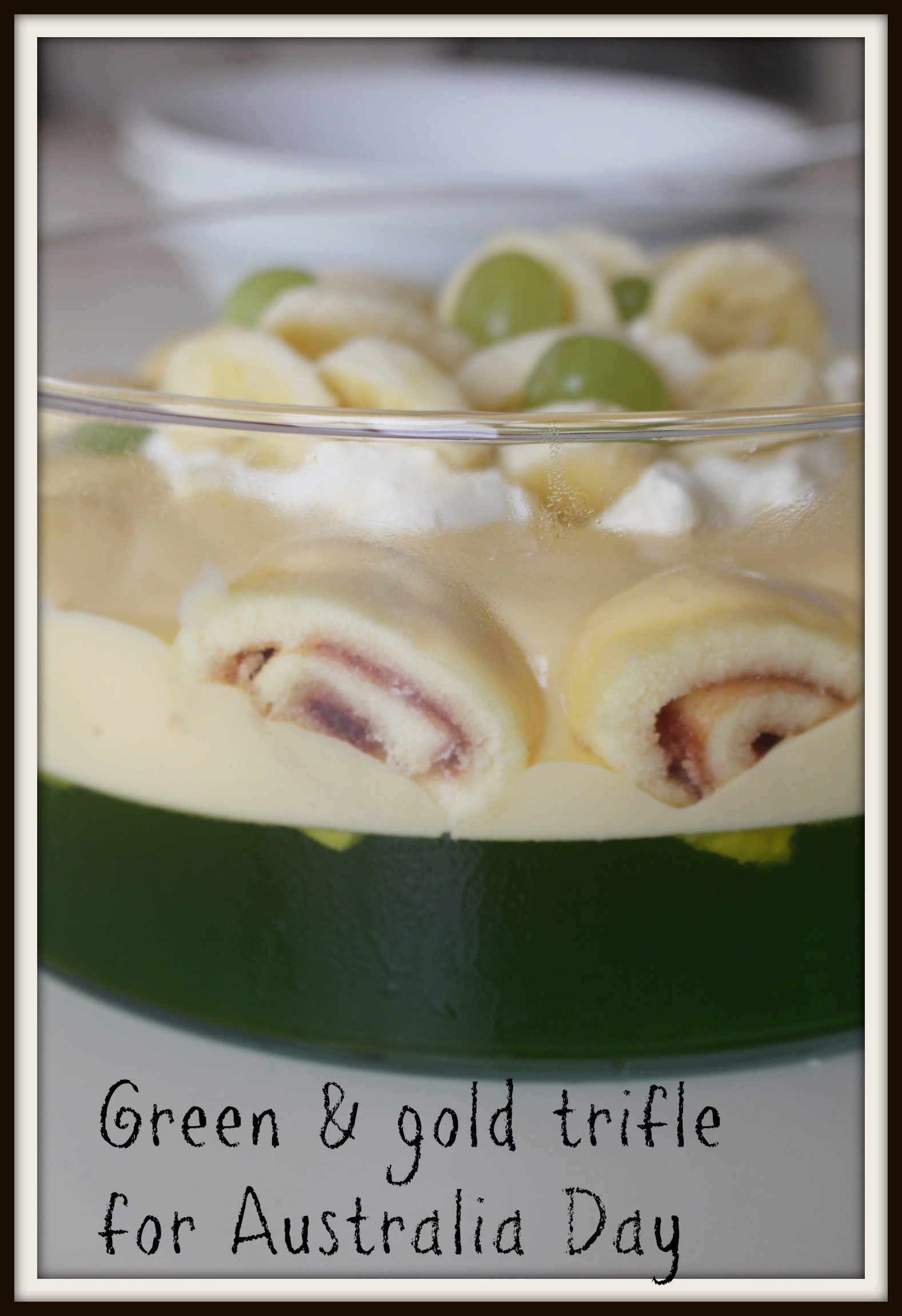 Easy green and gold Australia Day trifle recipe | the hungry mum